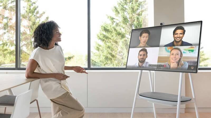 Surface Hub 2S 50 inch kèm chân đế